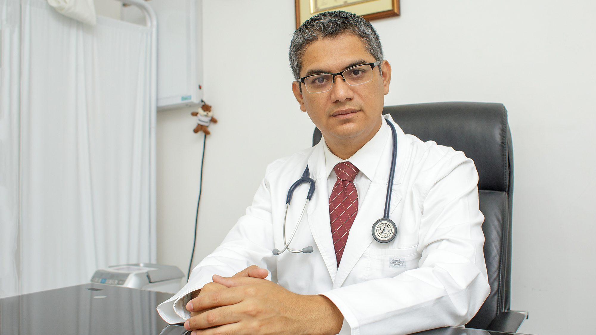 Dr. Carlos Ruesta Requena | Centro Médico Hematológico